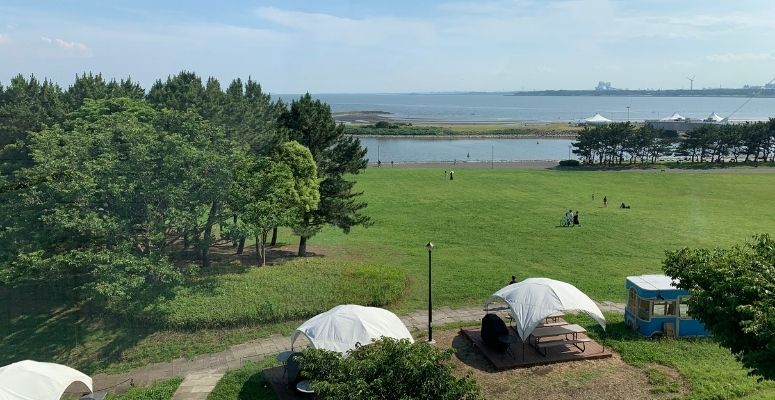 Kasai Rinkai Park is the second biggest park in Tokyo