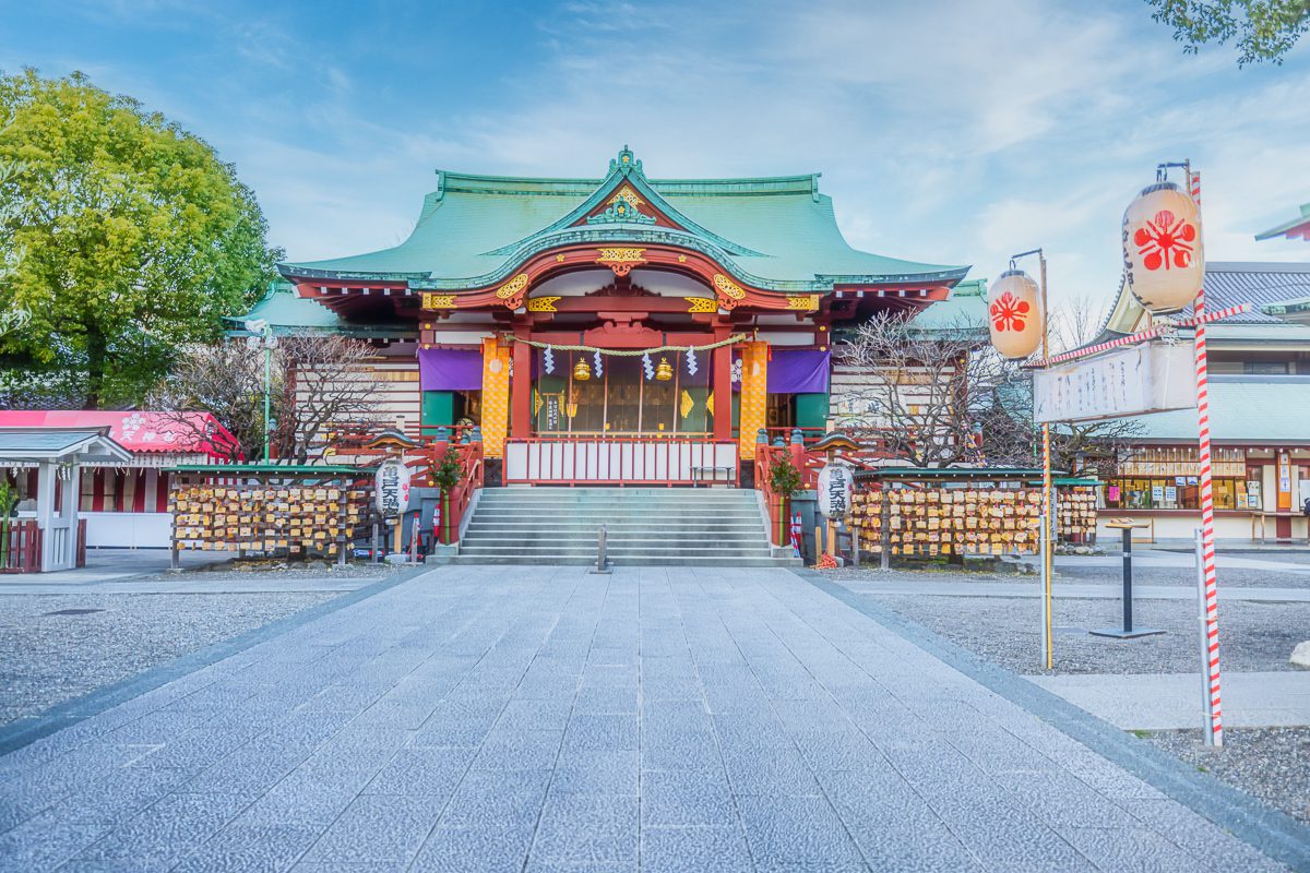 Kameido Tenjin Shrine is one of 10 famous shrines
