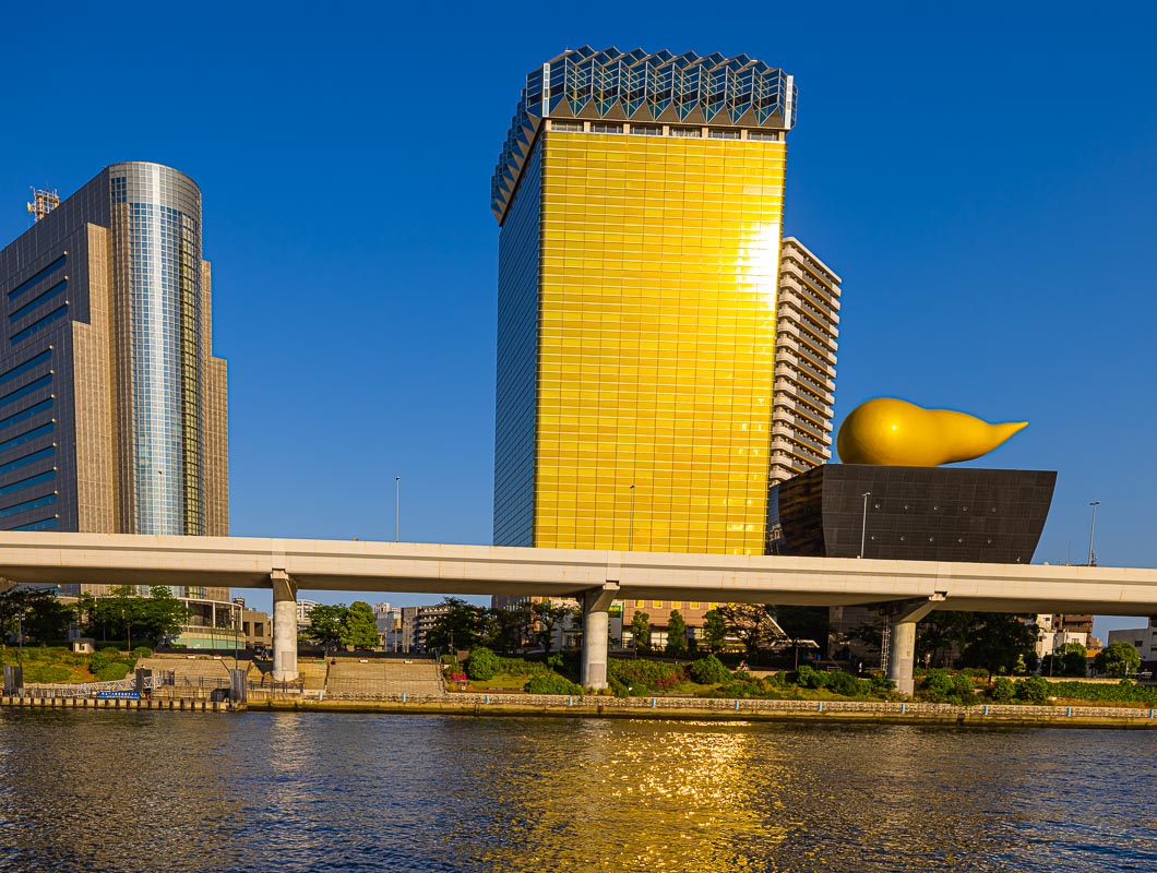 Sumida Park is the center of many famous spots